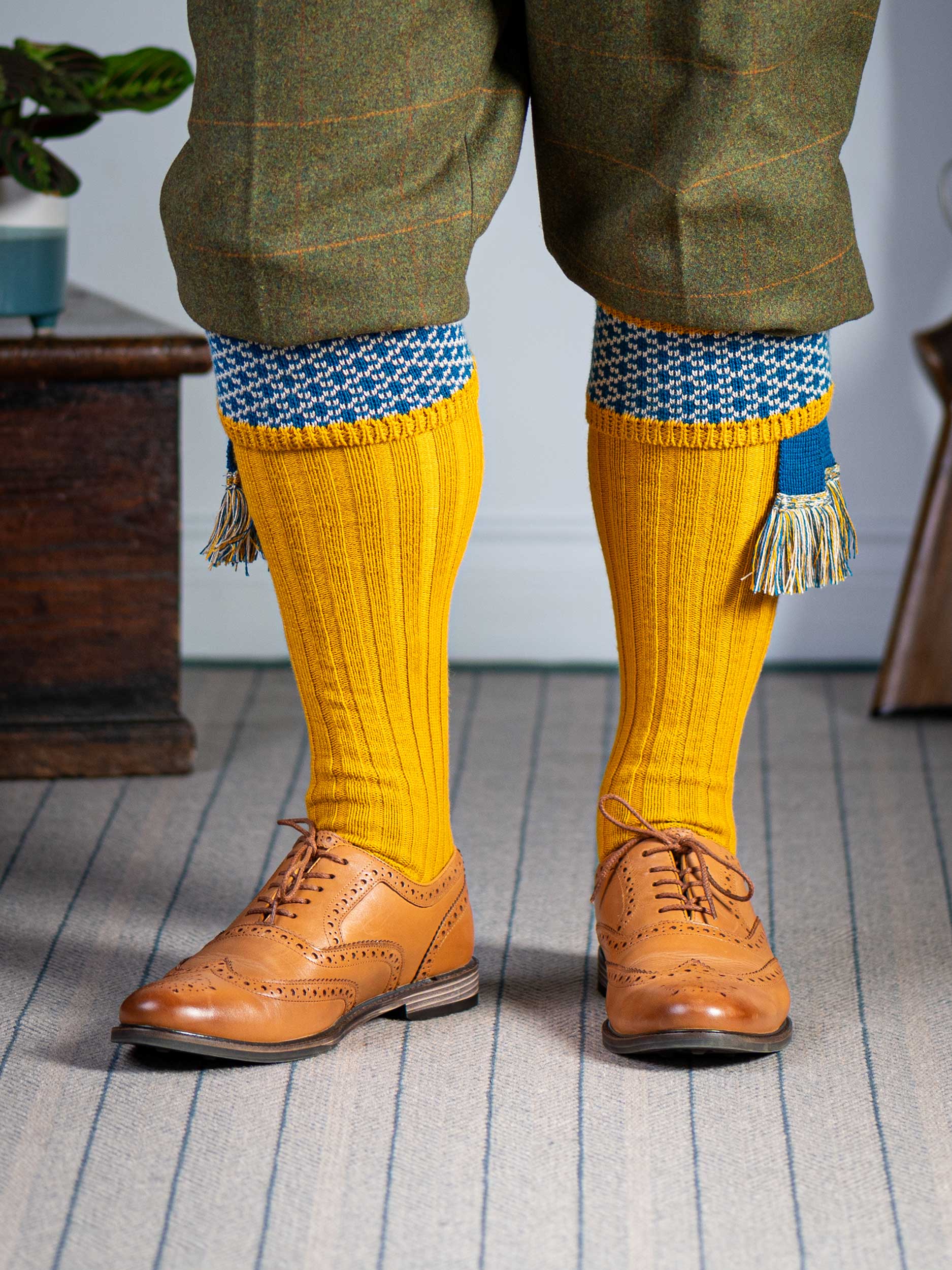 Whitley Gold Shooting Socks & Garters | Fieldsports Socks